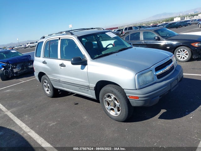 2CNBJ13C316959317, 2001 Chevrolet Tracker Base vehicle history