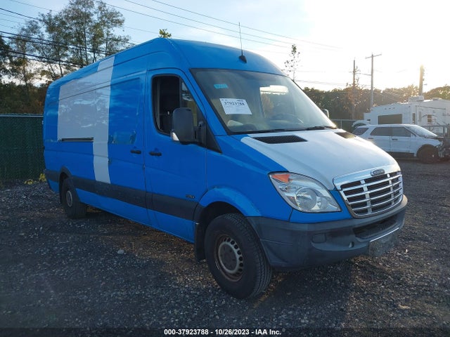 WDYPE8CC6D5780930, 2013 Freightliner Sprinter 2500 vehicle history
