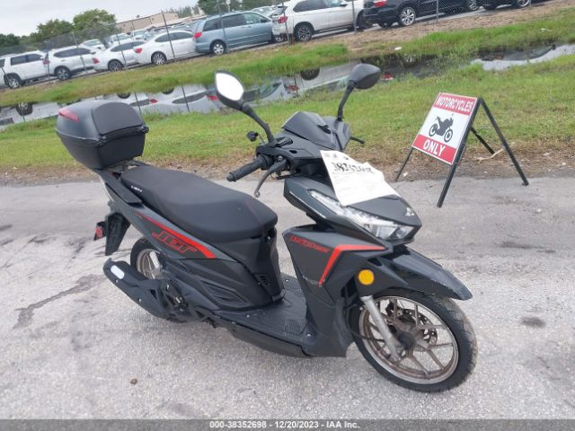 LL0TCKPG4NG001790, 2022 Yngf 150cc Scooter on IAAI