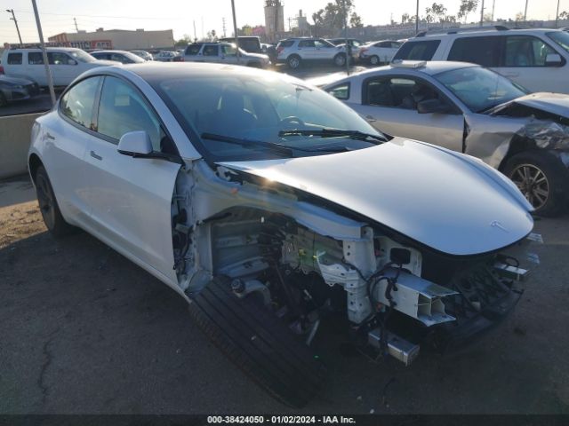 5YJ3E1EAXNF376557, 2022 Tesla Model 3 Rear-wheel Drive on IAAI
