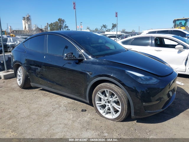 7SAYGDEE0NF537909, 2022 Tesla Model Y Long Range Dual Motor All-wheel ...