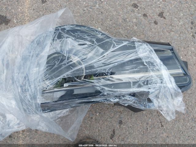 1ZVFT80N355233003, 2005 Ford Mustang V6 Deluxe/v6 Premium vehicle history