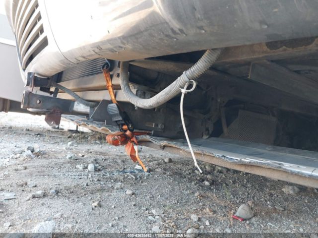 1RF21454972044935, 2007 Roadmaster Rail Raised Rail vehicle history