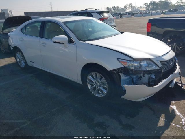 JTHBW1GG2D2021800, 2013 Lexus Es 300h vehicle history