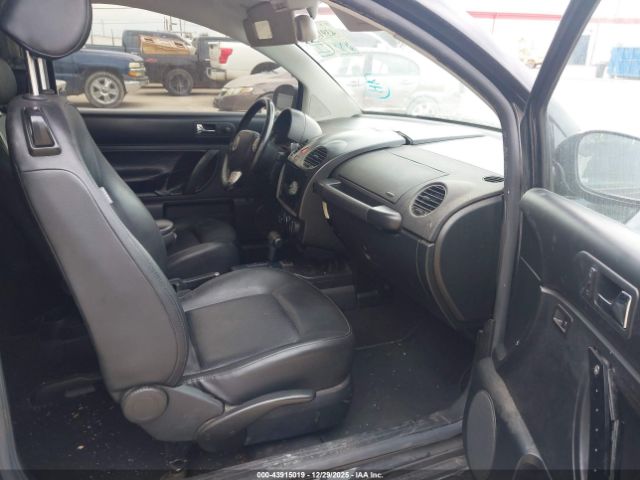 3VWPW3AG9AM019765, 2010 Volkswagen New Beetle 2.5l vehicle history