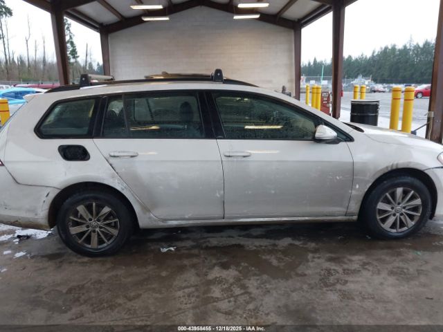 3VWC17AU3GM503630, 2016 Volkswagen Golf Sportwagen Tsi S 4-door vehicle ...