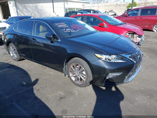 JTHBW1GG6G2111391, 2016 Lexus Es 300h vehicle history