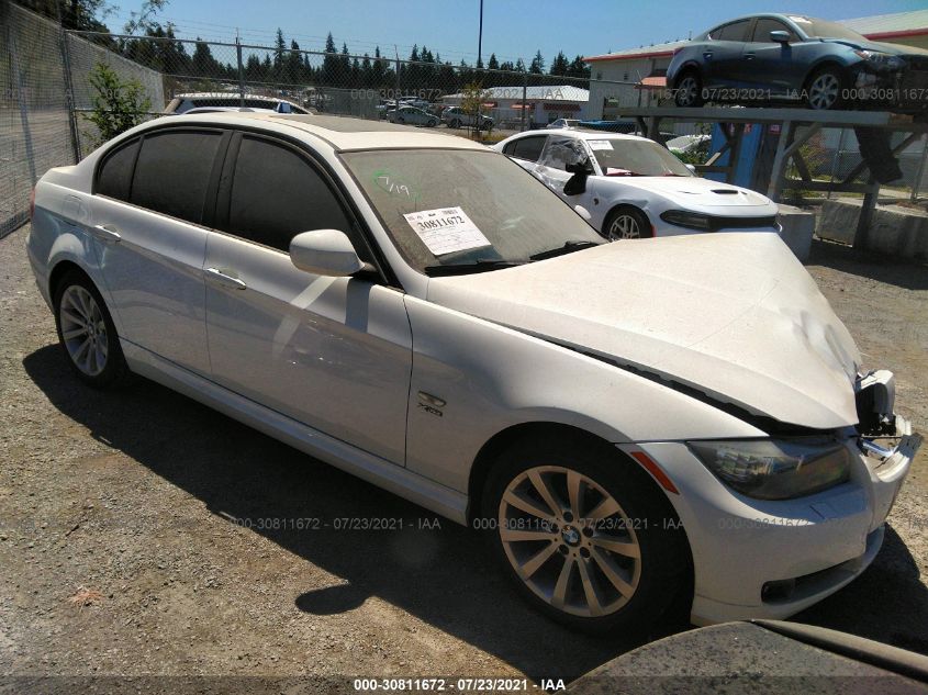 VIN: WBAPK5G57BNN30234 | BMW 3 SERIES 2011 historia del auto - Stat.vin