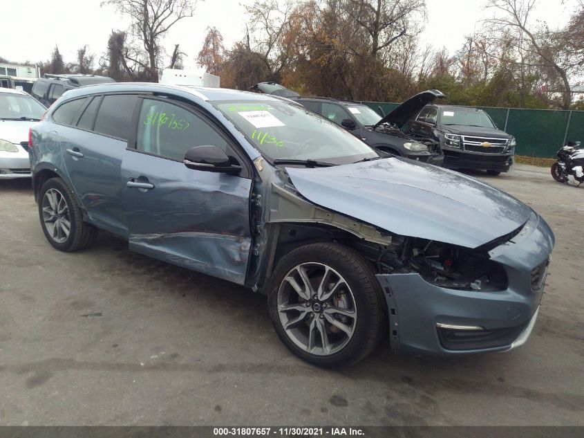 VIN: YV440MWK1J2049311 | VOLVO V60 SW 4X4 T5 2018 car history - Stat.vin