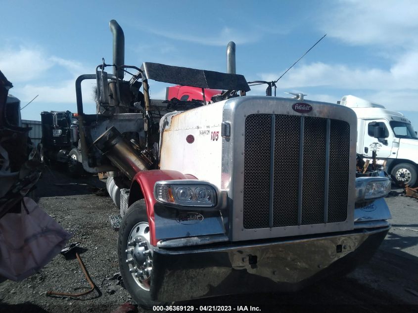 VIN: 1XPXDB9XX9D769365 | PETERBILT 389 2009 historia del auto - Stat.vin